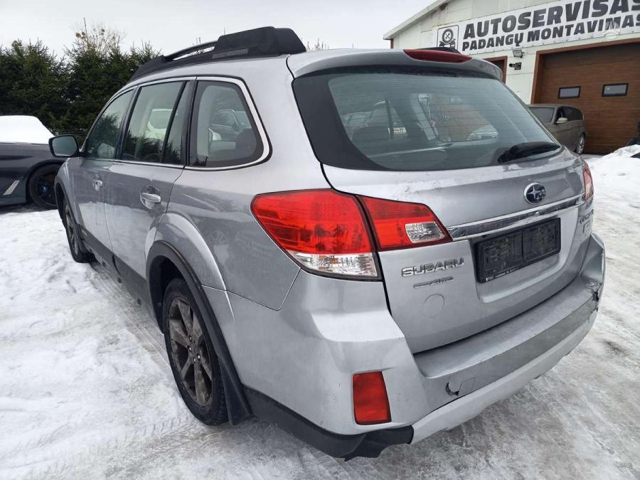 Grey Subaru Outback 2015 in Kaunas, with an engine capacity of 2.00 L and mileage of 351 thousand km for 2100 €, photo 7 on AUTOMOTO.COM.LV