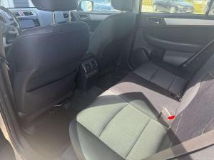 Grey Subaru Outback 2015 in Vilnius, with an engine capacity of 2.50 L and mileage of 236 thousand km for 12300 €, photo 29 on AUTOMOTO.COM.LV