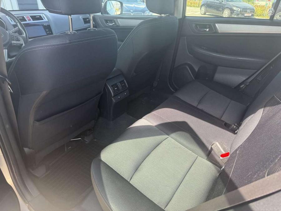 Grey Subaru Outback 2015 in Vilnius, with an engine capacity of 2.50 L and mileage of 236 thousand km for 12300 €, photo 29 on AUTOMOTO.COM.LV