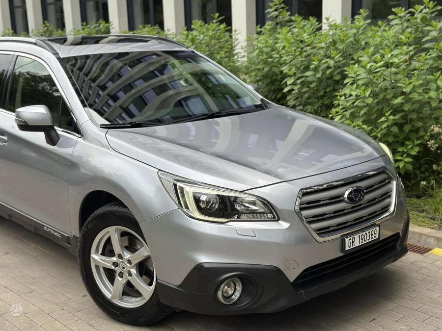 Grey Subaru Outback 2015 in Vilnius, with an engine capacity of 2.50 L and mileage of 248 thousand km for 11800 €, photo 3 on AUTOMOTO.COM.LV