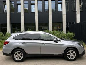 Grey Subaru Outback 2015 in Vilnius, with an engine capacity of 2.50 L and mileage of 248 thousand km for 11800 €, photo 4 on AUTOMOTO.COM.LV
