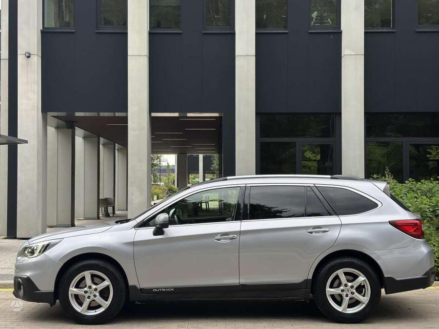 Grey Subaru Outback 2015 in Vilnius, with an engine capacity of 2.50 L and mileage of 248 thousand km for 11800 €, photo 9 on AUTOMOTO.COM.LV