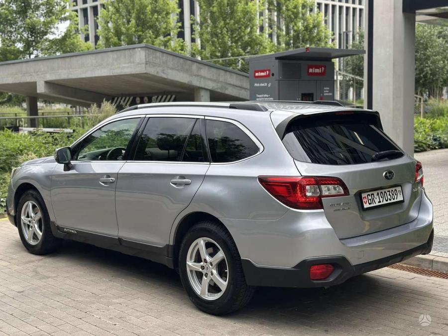 Grey Subaru Outback 2015 in Vilnius, with an engine capacity of 2.50 L and mileage of 248 thousand km for 11800 €, photo 10 on AUTOMOTO.COM.LV