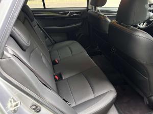 Grey Subaru Outback 2015 in Vilnius, with an engine capacity of 2.50 L and mileage of 248 thousand km for 11800 €, photo 18 on AUTOMOTO.COM.LV