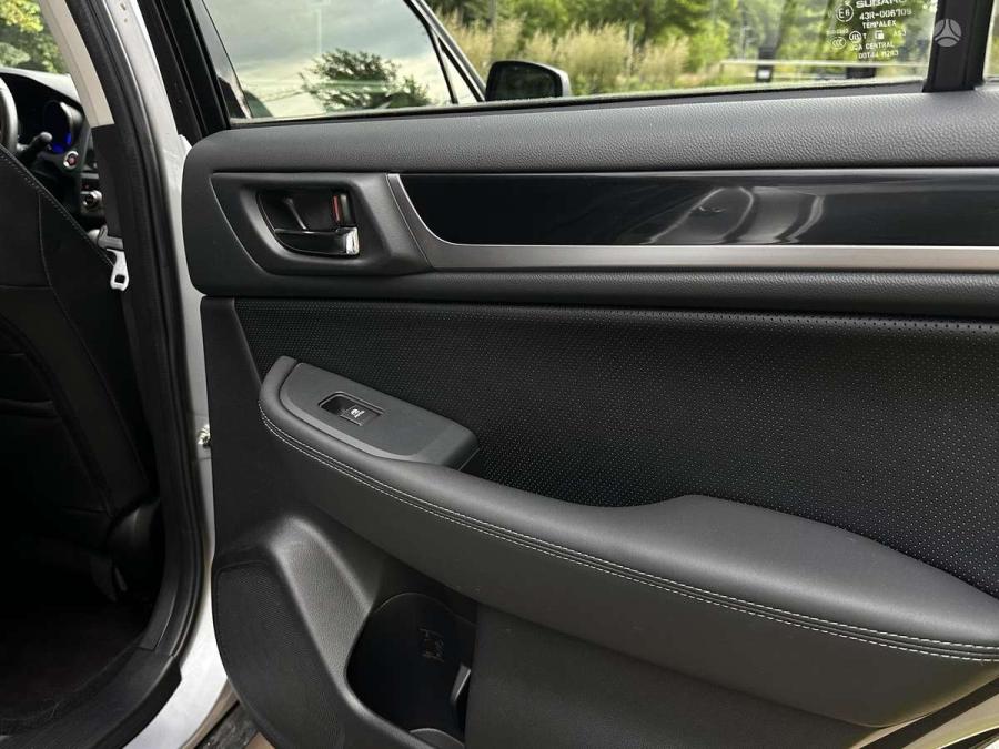 Grey Subaru Outback 2015 in Vilnius, with an engine capacity of 2.50 L and mileage of 248 thousand km for 11800 €, photo 19 on AUTOMOTO.COM.LV