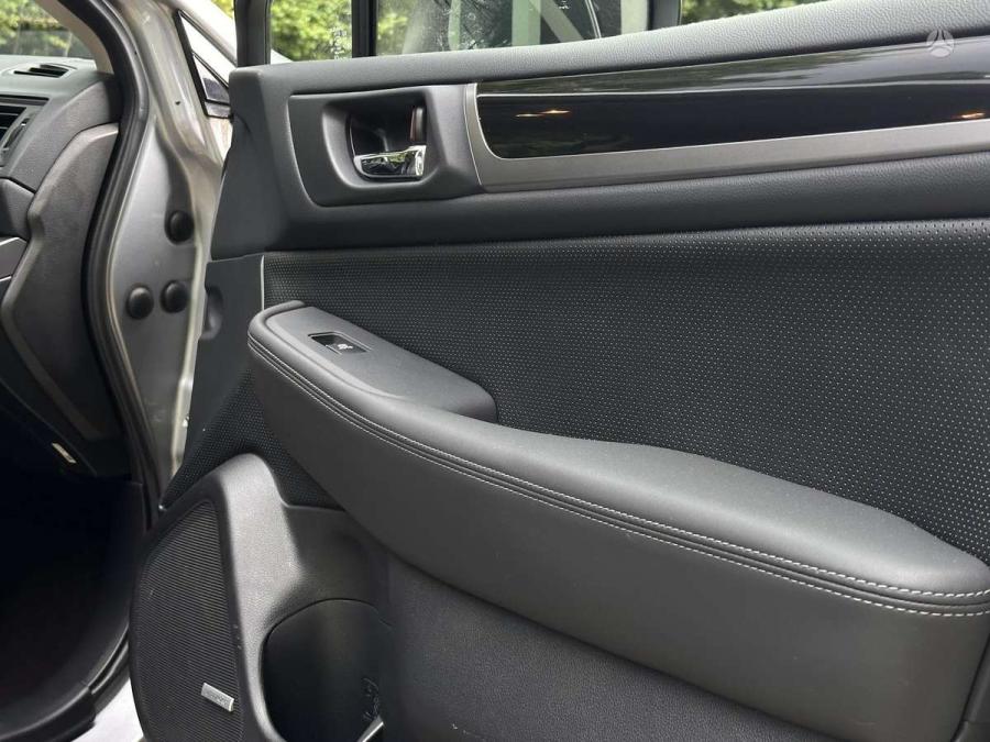 Grey Subaru Outback 2015 in Vilnius, with an engine capacity of 2.50 L and mileage of 248 thousand km for 11800 €, photo 20 on AUTOMOTO.COM.LV
