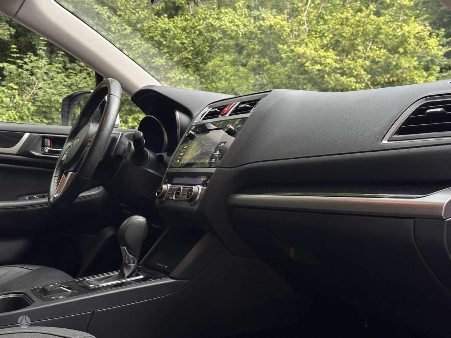 Grey Subaru Outback 2015 in Vilnius, with an engine capacity of 2.50 L and mileage of 248 thousand km for 11800 €, photo 23 on AUTOMOTO.COM.LV
