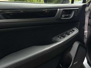 Grey Subaru Outback 2015 in Vilnius, with an engine capacity of 2.50 L and mileage of 248 thousand km for 11800 €, photo 28 on AUTOMOTO.COM.LV