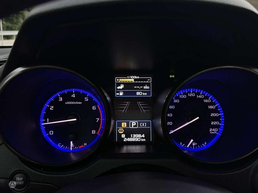 Grey Subaru Outback 2015 in Vilnius, with an engine capacity of 2.50 L and mileage of 248 thousand km for 11800 €, photo 35 on AUTOMOTO.COM.LV