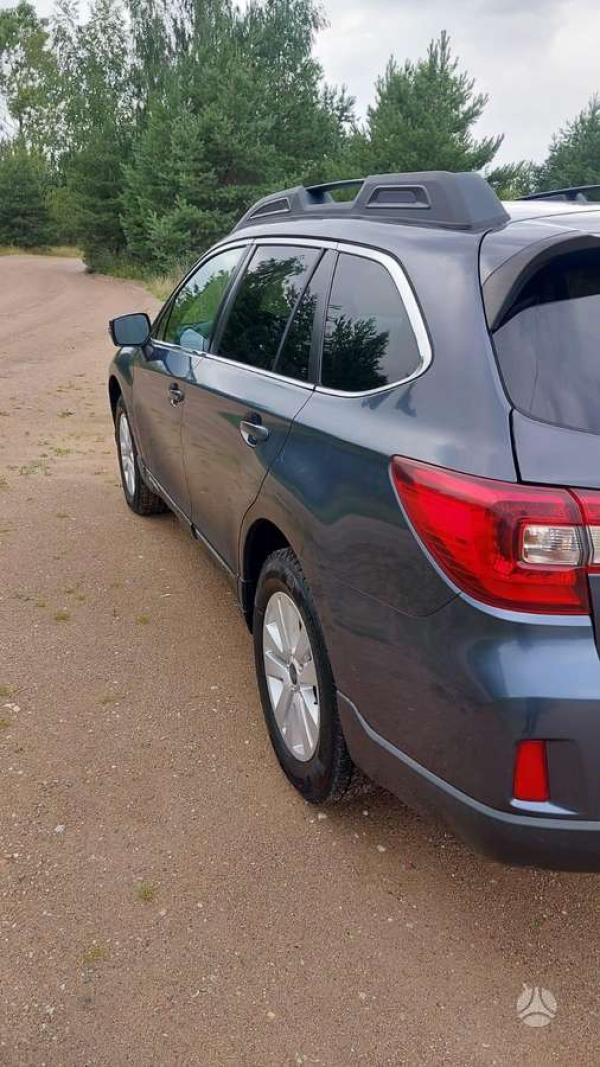 Grey Subaru Outback 2015 in Vilnius, with an engine capacity of 2.50 L and mileage of 279 thousand km for 9950 €, photo 4 on AUTOMOTO.COM.LV
