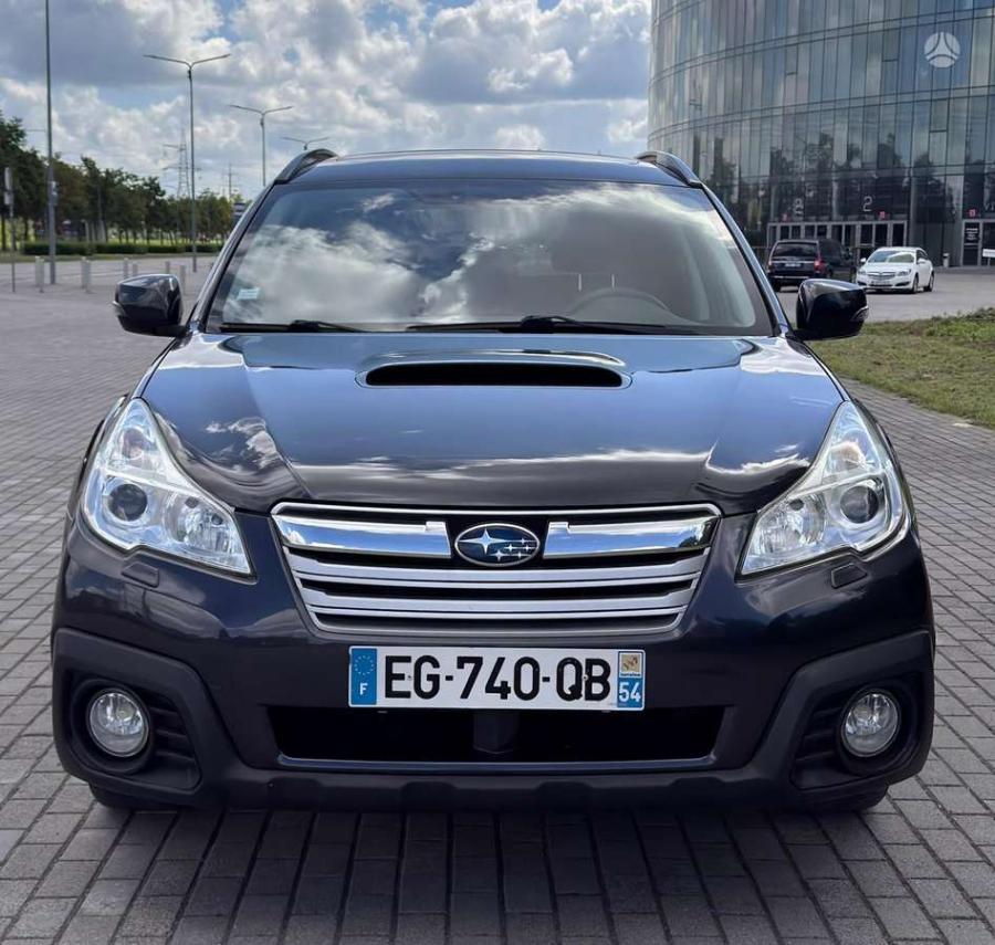 Pelēks Subaru Outback 2015 Šauļi, ar dzinēja tilpumu 2.00 L un nobraukumu 244 tūkst. km par 5800 €, foto 4 vietnē AUTOMOTO.COM.LV