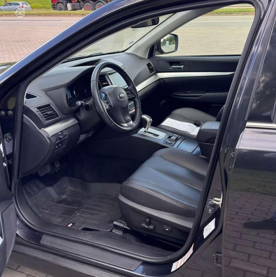 Pelēks Subaru Outback 2015 Šauļi, ar dzinēja tilpumu 2.00 L un nobraukumu 244 tūkst. km par 5800 €, foto 16 vietnē AUTOMOTO.COM.LV