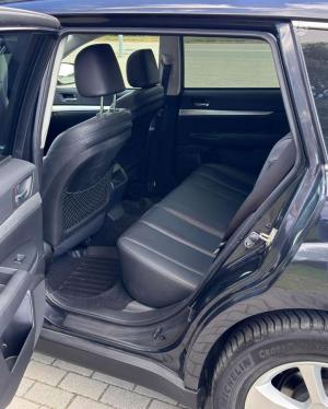Pelēks Subaru Outback 2015 Šauļi, ar dzinēja tilpumu 2.00 L un nobraukumu 244 tūkst. km par 5800 €, foto 23 vietnē AUTOMOTO.COM.LV