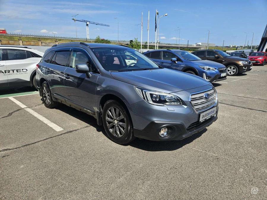 Grey Subaru Outback 2015 in Vilnius, with an engine capacity of 2.50 L and mileage of 155 thousand km for 15290 €, photo 3 on AUTOMOTO.COM.LV