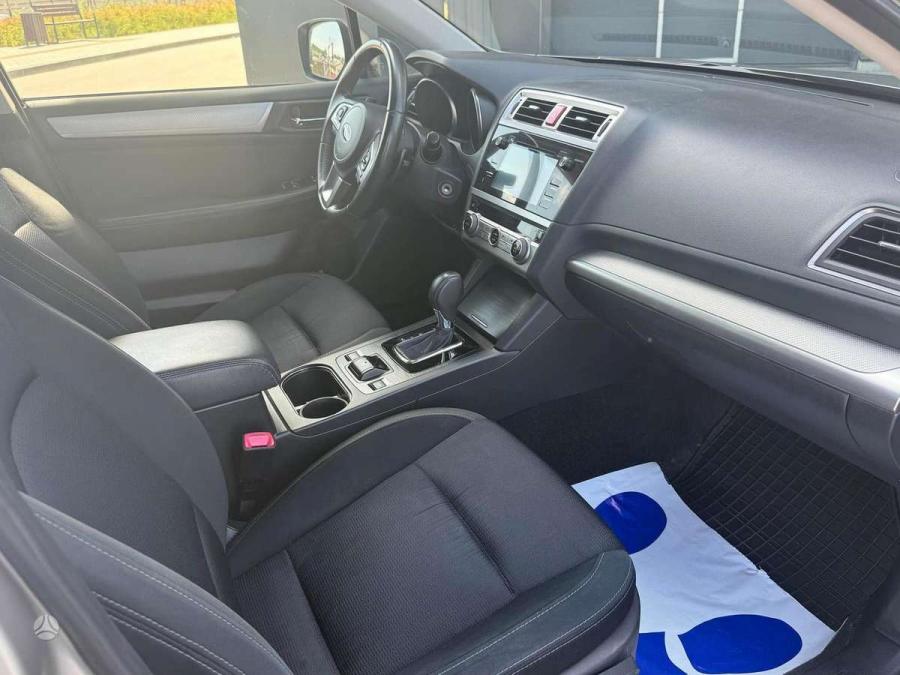 Pelēks Subaru Outback 2015 Viļņa, ar dzinēja tilpumu 2.50 L un nobraukumu 236 tūkst. km par 10500 €, foto 15 vietnē AUTOMOTO.COM.LV