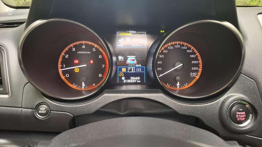 Pelēks Subaru Outback 2015 Viļņa, ar dzinēja tilpumu 2.50 L un nobraukumu 218 tūkst. km par 9800 €, foto 17 vietnē AUTOMOTO.COM.LV