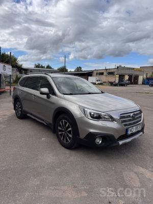Grey Subaru Outback 2015 in Riga, with an engine capacity of 2.00 L and mileage of 206 thousand km for 9990 €, photo 3 on AUTOMOTO.COM.LV