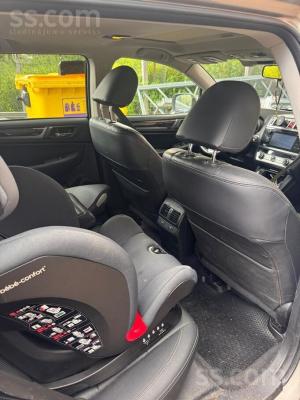 Grey Subaru Outback 2015 in Riga, with an engine capacity of 2.00 L and mileage of 206 thousand km for 9990 €, photo 7 on AUTOMOTO.COM.LV