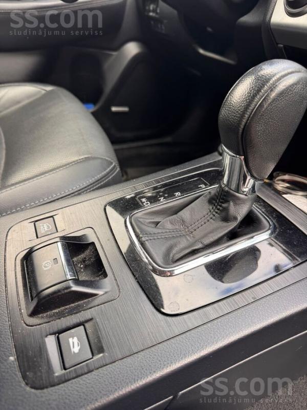Pelēks Subaru Outback 2015 Rīga, ar dzinēja tilpumu 2.00 L un nobraukumu 206 tūkst. km par 9990 €, foto 7 vietnē AUTOMOTO.COM.LV
