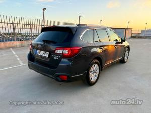 Grey Subaru Outback 2015 in Tallinn, with an engine capacity of 2.00 L and mileage of 201 thousand km for 9700 €, photo 5 on AUTOMOTO.COM.LV