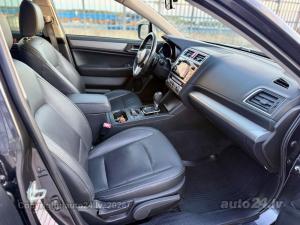 Grey Subaru Outback 2015 in Tallinn, with an engine capacity of 2.00 L and mileage of 201 thousand km for 9700 €, photo 10 on AUTOMOTO.COM.LV