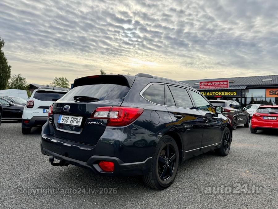 Grey Subaru Outback 2015 in Tallinn, with an engine capacity of 2.50 L and mileage of 220 thousand km for 9990 €, photo 10 on AUTOMOTO.COM.LV