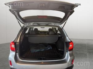 Pelēks Subaru Outback 2015 Rīga, ar dzinēja tilpumu 2.50 L un nobraukumu 183 tūkst. km par 8000 €, foto 11 vietnē AUTOMOTO.COM.LV