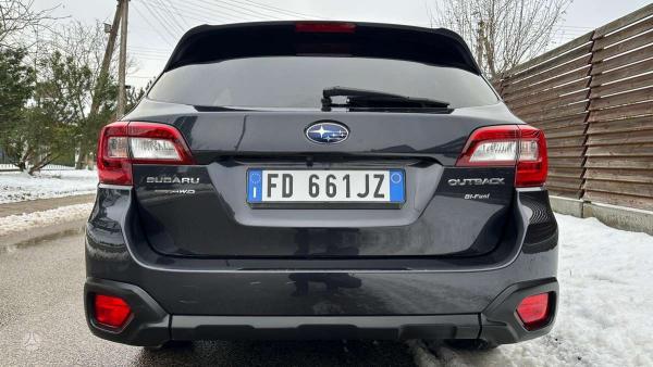 Grey Subaru Outback 2016 in Vilnius, with an engine capacity of 2.50 L and mileage of 300 thousand km for 10450 €, photo 5 on AUTOMOTO.COM.LV