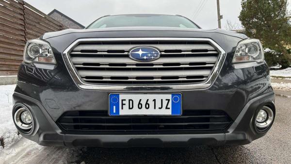 Grey Subaru Outback 2016 in Vilnius, with an engine capacity of 2.50 L and mileage of 300 thousand km for 10450 €, photo 10 on AUTOMOTO.COM.LV