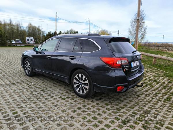 Pelēks Subaru Outback 2016 Tallina, ar dzinēja tilpumu 2.50 L un nobraukumu 224 tūkst. km par 14400 €, foto 2 vietnē AUTOMOTO.COM.LV