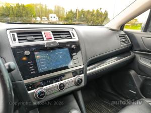 Pelēks Subaru Outback 2016 Tallina, ar dzinēja tilpumu 2.50 L un nobraukumu 224 tūkst. km par 14400 €, foto 8 vietnē AUTOMOTO.COM.LV
