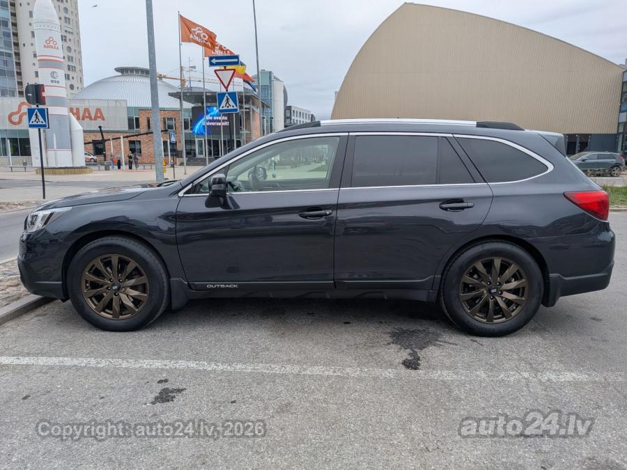Pelēks Subaru Outback 2016 Tallina, ar dzinēja tilpumu 2.00 L un nobraukumu 222 tūkst. km par 13500 €, foto 3 vietnē AUTOMOTO.COM.LV