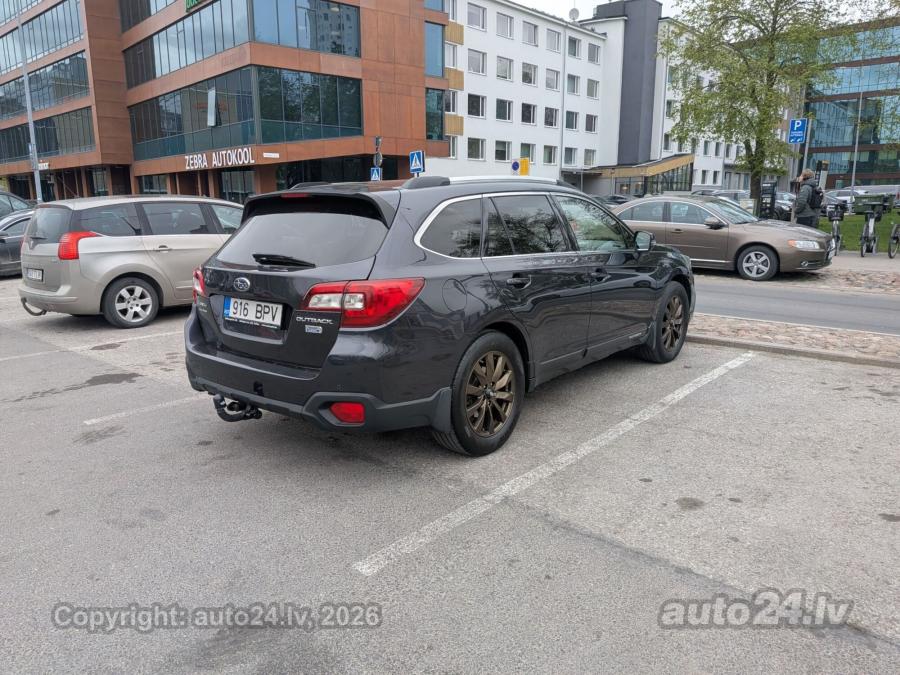 Pelēks Subaru Outback 2016 Tallina, ar dzinēja tilpumu 2.00 L un nobraukumu 222 tūkst. km par 13500 €, foto 6 vietnē AUTOMOTO.COM.LV