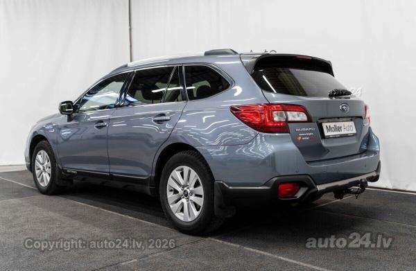 Pelēks Subaru Outback 2016 Tallina, ar dzinēja tilpumu 2.50 L un nobraukumu 146 tūkst. km par 14900 €, foto 4 vietnē AUTOMOTO.COM.LV