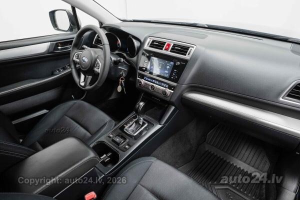 Pelēks Subaru Outback 2016 Tallina, ar dzinēja tilpumu 2.50 L un nobraukumu 146 tūkst. km par 14900 €, foto 9 vietnē AUTOMOTO.COM.LV