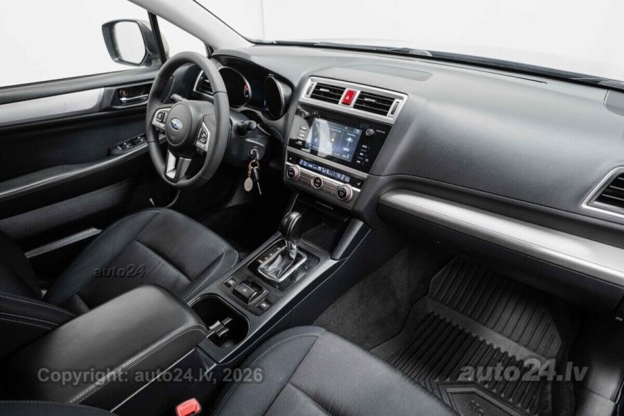 Pelēks Subaru Outback 2016 Tallina, ar dzinēja tilpumu 2.50 L un nobraukumu 146 tūkst. km par 14900 €, foto 10 vietnē AUTOMOTO.COM.LV