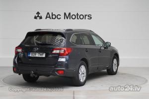 Pelēks Subaru Outback 2016 Tallina, ar dzinēja tilpumu 2.50 L un nobraukumu 191 tūkst. km par 12590 €, foto 4 vietnē AUTOMOTO.COM.LV