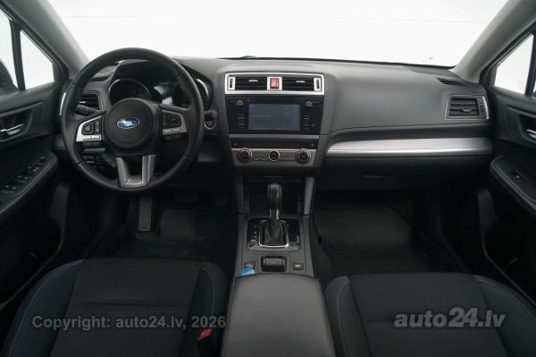 Grey Subaru Outback 2016 in Tallinn, with an engine capacity of 2.50 L and mileage of 191 thousand km for 12590 €, photo 7 on AUTOMOTO.COM.LV