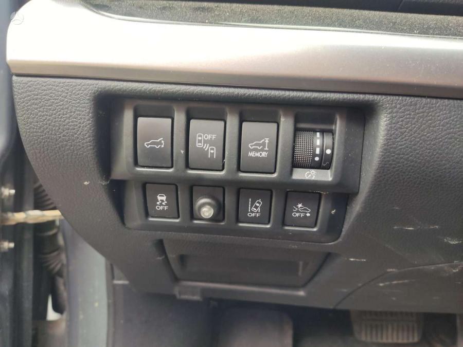 Pelēks Subaru Outback 2016 Viļņa, ar dzinēja tilpumu 2.00 L un nobraukumu 113 tūkst. km par 10600 €, foto 17 vietnē AUTOMOTO.COM.LV