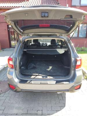 Pelēks Subaru Outback 2016 Viļņa, ar dzinēja tilpumu 2.00 L un nobraukumu 113 tūkst. km par 10600 €, foto 18 vietnē AUTOMOTO.COM.LV