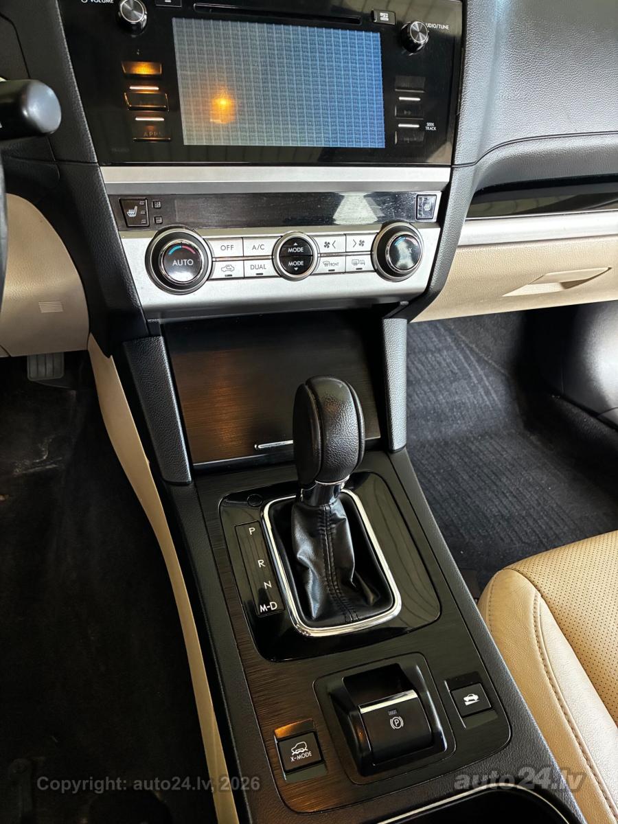 Pelēks Subaru Outback 2016 Tallina, ar dzinēja tilpumu 2.50 L un nobraukumu 296 tūkst. km par 9200 €, foto 11 vietnē AUTOMOTO.COM.LV