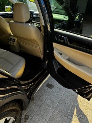 Pelēks Subaru Outback 2016 Tallina, ar dzinēja tilpumu 2.50 L un nobraukumu 296 tūkst. km par 9200 €, foto 12 vietnē AUTOMOTO.COM.LV