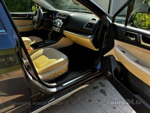 Pelēks Subaru Outback 2016 Tallina, ar dzinēja tilpumu 2.50 L un nobraukumu 296 tūkst. km par 9200 €, foto 13 vietnē AUTOMOTO.COM.LV