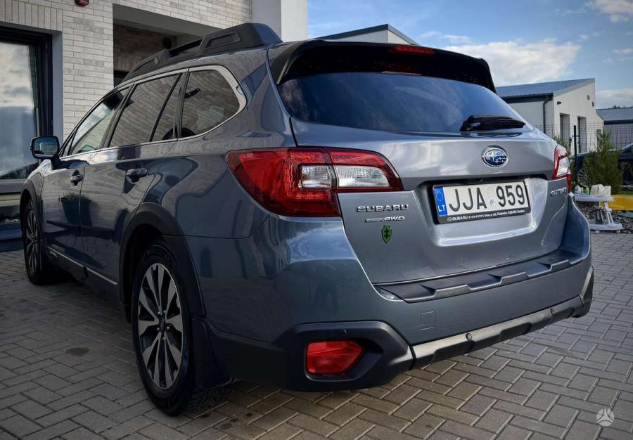 Grey Subaru Outback 2016 in Vilnius, with an engine capacity of 2.50 L and mileage of 180 thousand km for 11900 €, photo 10 on AUTOMOTO.COM.LV