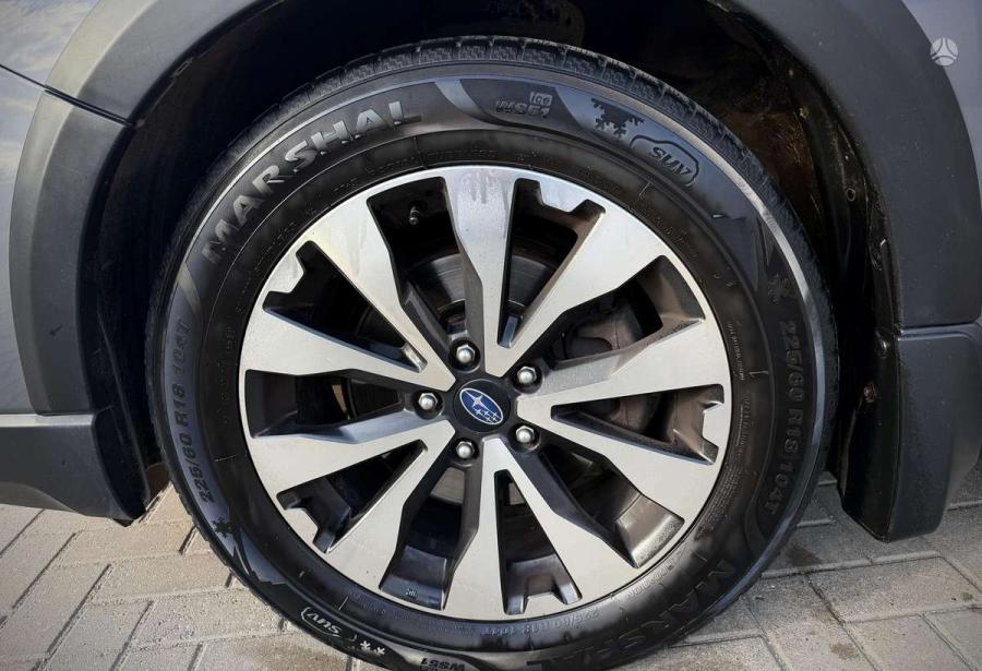 Grey Subaru Outback 2016 in Vilnius, with an engine capacity of 2.50 L and mileage of 180 thousand km for 11900 €, photo 14 on AUTOMOTO.COM.LV