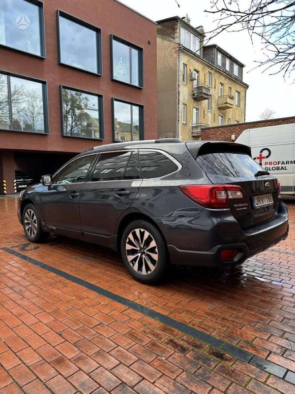 Pelēks Subaru Outback 2017 Kauņa, ar dzinēja tilpumu 2.50 L un nobraukumu 157 tūkst. km par 14600 €, foto 4 vietnē AUTOMOTO.COM.LV