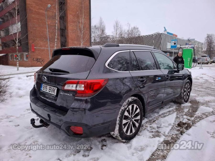 Pelēks Subaru Outback 2017 Tallina, ar dzinēja tilpumu 2.50 L un nobraukumu 117 tūkst. km par 17000 €, foto 7 vietnē AUTOMOTO.COM.LV