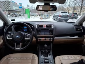 Pelēks Subaru Outback 2017 Tallina, ar dzinēja tilpumu 2.50 L un nobraukumu 117 tūkst. km par 17000 €, foto 11 vietnē AUTOMOTO.COM.LV