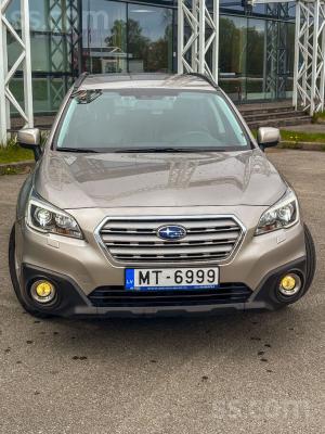 Grey Subaru Outback 2017 in Riga, with an engine capacity of 2.50 L and mileage of 221 thousand km for 12700 €, photo 3 on AUTOMOTO.COM.LV