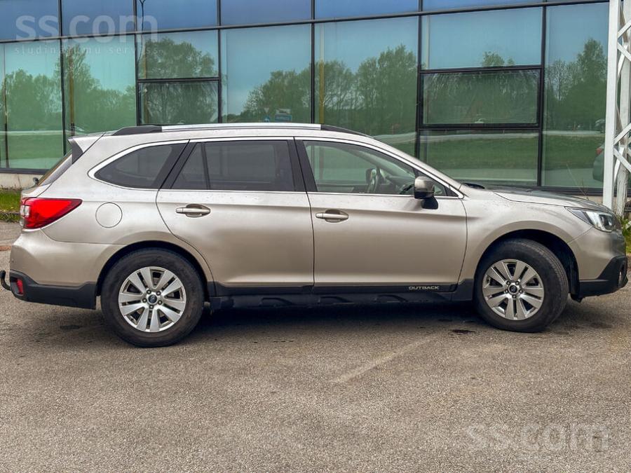 Grey Subaru Outback 2017 in Riga, with an engine capacity of 2.50 L and mileage of 221 thousand km for 12700 €, photo 9 on AUTOMOTO.COM.LV